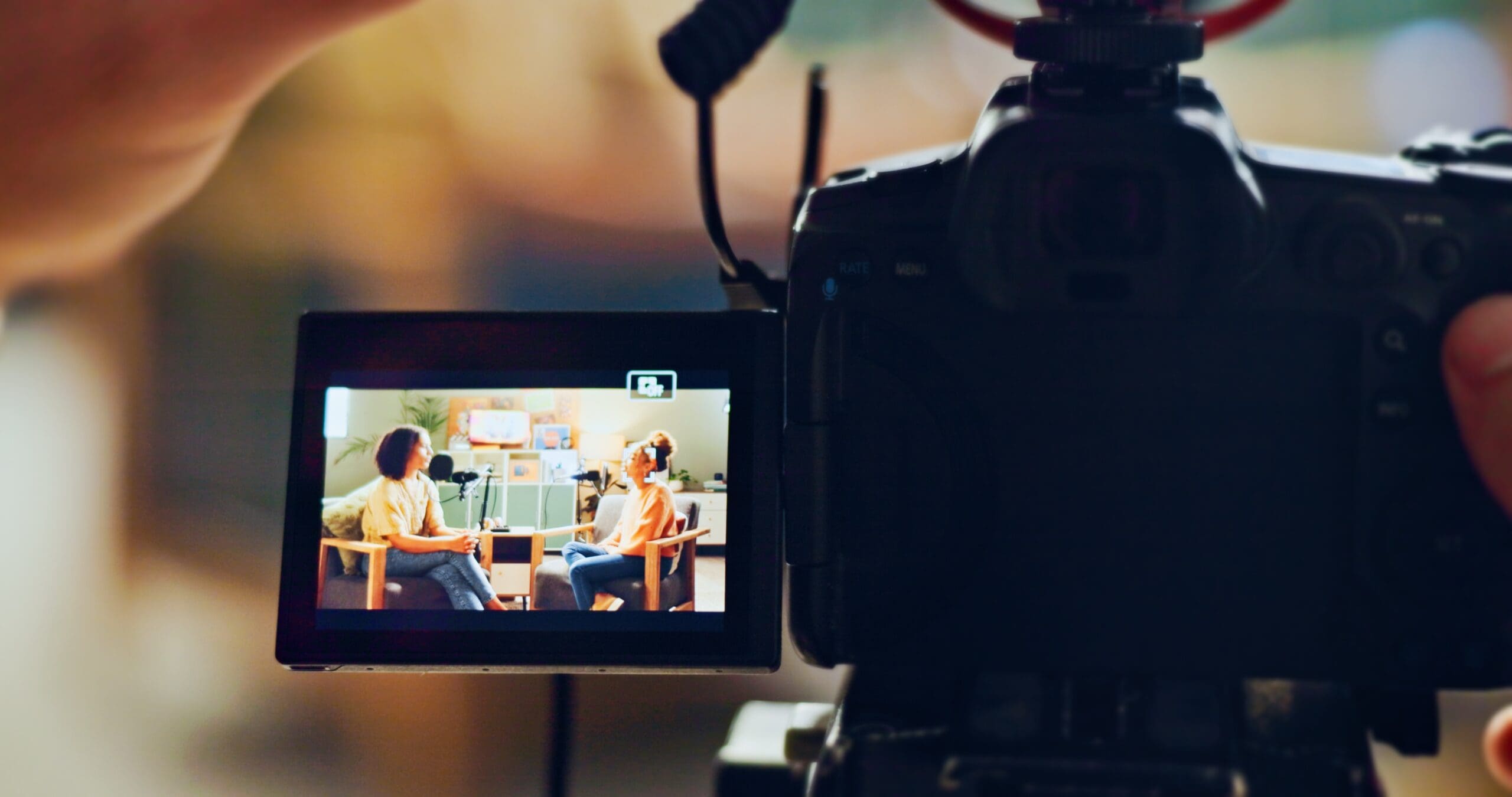 How to Film Professional Interviews: Setup, Lighting & Audio Guide ...